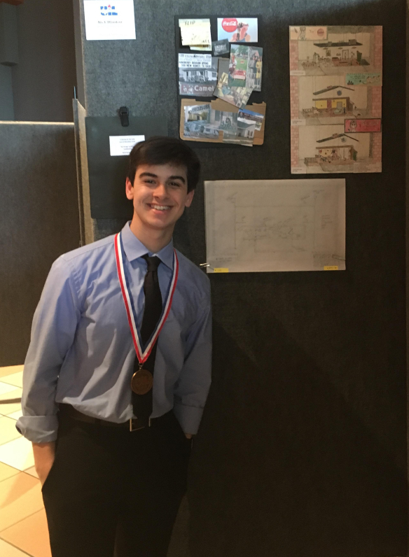 RHS, WHS Technical Theatre Programs Earn UIL Medals