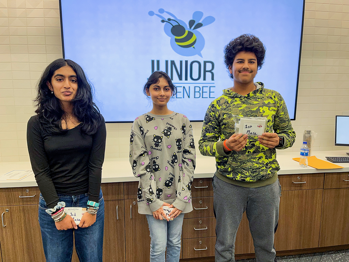 Middle Schoolers Advance to State Junior Citizen Bee
