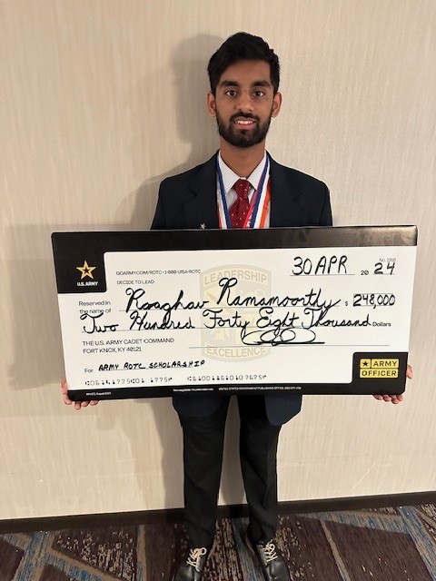 DECA Students Named Finalists at International Competition