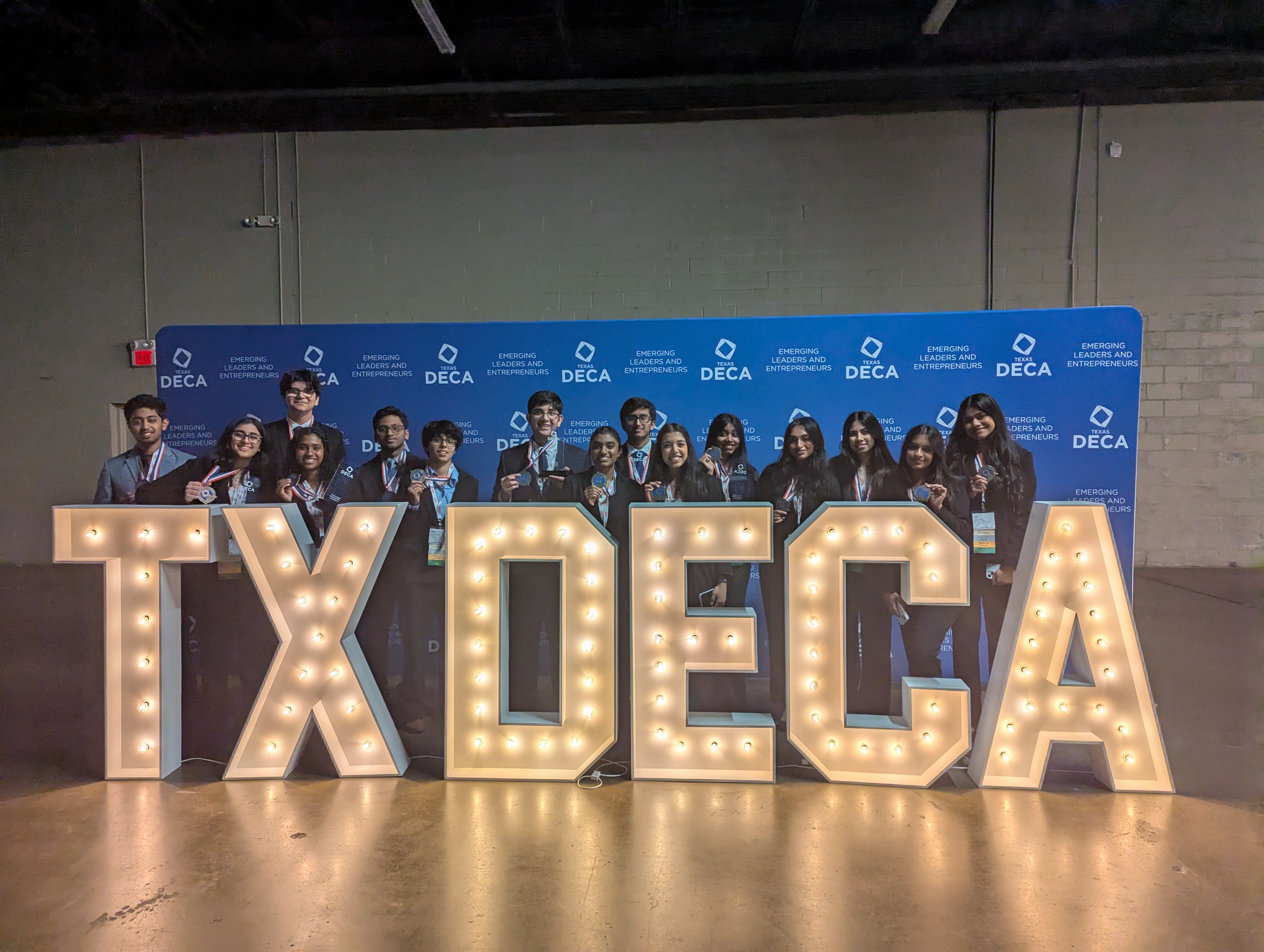 220 DECA Students Move on to International Contest